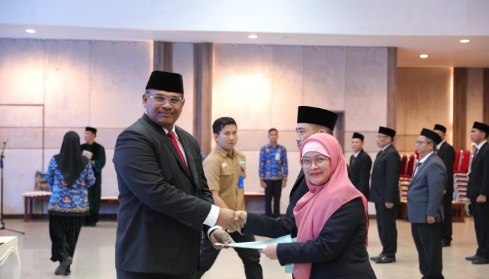 Safrizal ZA Lantik 17 Kepala Sekolah dan 6 Pengawas Sekolah – Sekilas ...