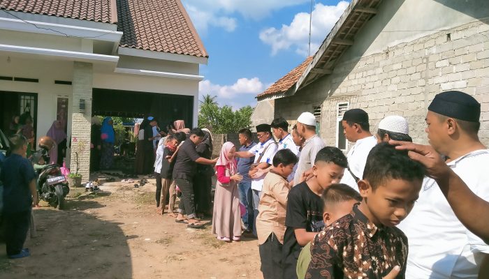 DPC AJOI Lamtim Santuni Anak Yatim Peringati 10 Muharam – Sekilas Indonesia